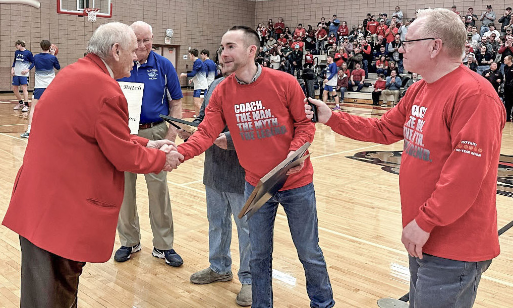 Representative Schuette honors legendary local basketball coach ...